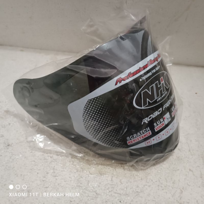 Jual KACA VISOR NHK R1 ELITE MAX GP S1 PRO DARK SMOKE ORIGINAL | Shopee ...