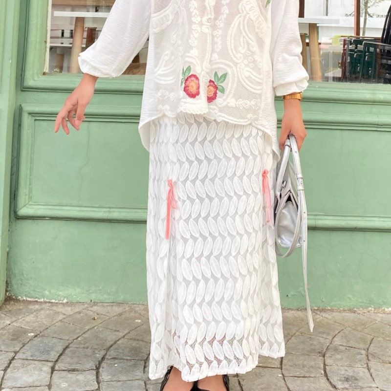 Jual JANE SKIRT | ROK SPAN / LACE SKIRT / ROK BRUKAT KONDANGAN / ROK ...