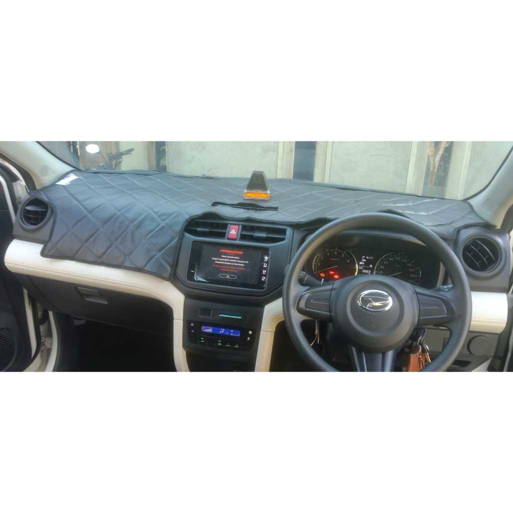 Jual Alas Dasbor Mobil rus atau trios 2018-2023 bahan kulit brkualitas ...