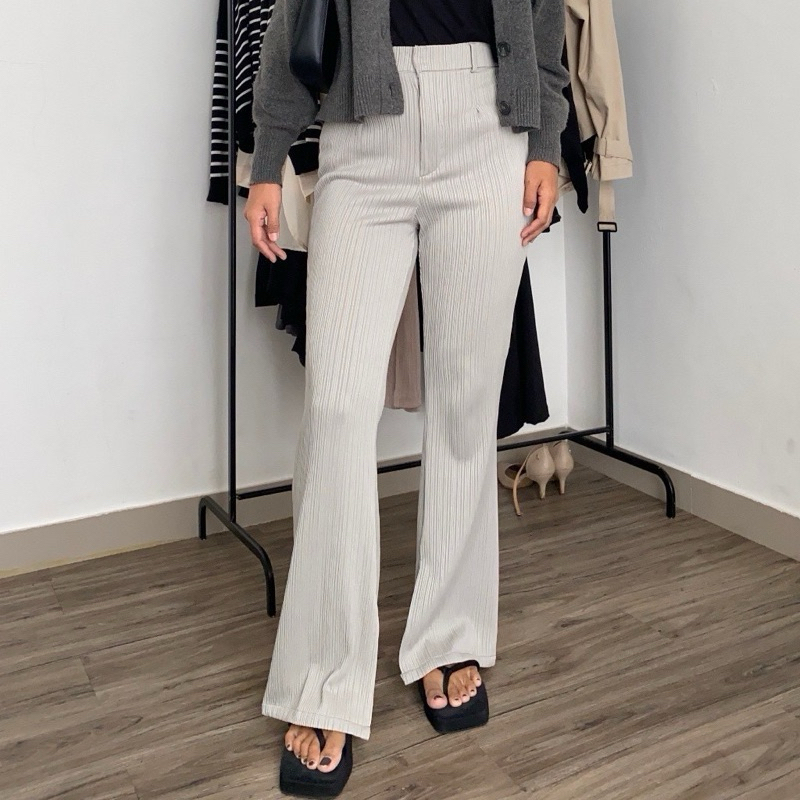 Jual CELANA CUTBRAY KNIT WANITA Higwaist Knit Cutbray Wanita Premium | Shopee Indonesia