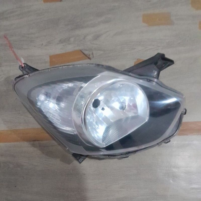 Jual headlamp kanan ayla,agya lama original | Shopee Indonesia