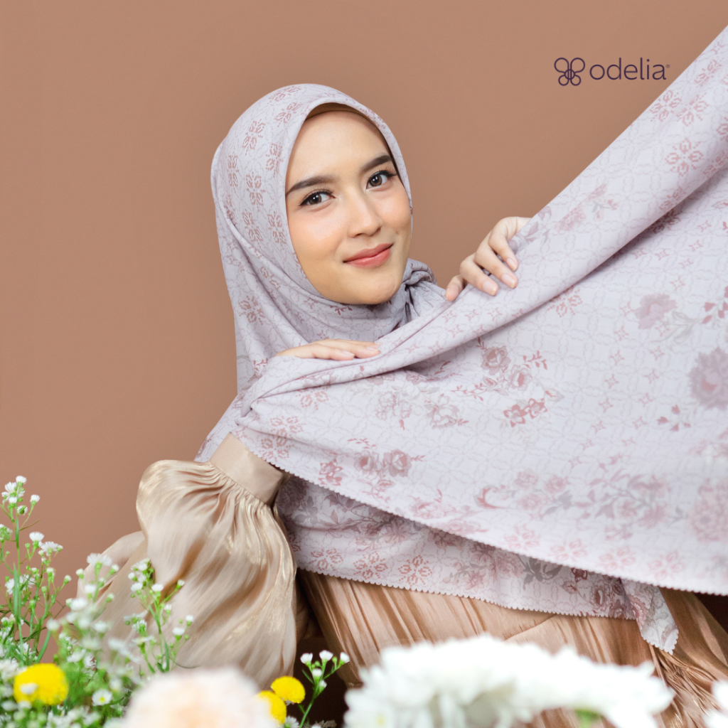 Jual Odelia - Gardenia Scarf I Hijab printing segi empat motif I Segiempat motif premium I Motif ...