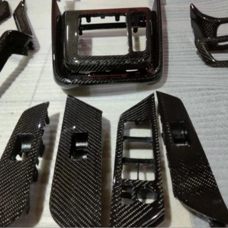 Jual panel innova zenix 2023-2024 carbon plug n play | Shopee Indonesia