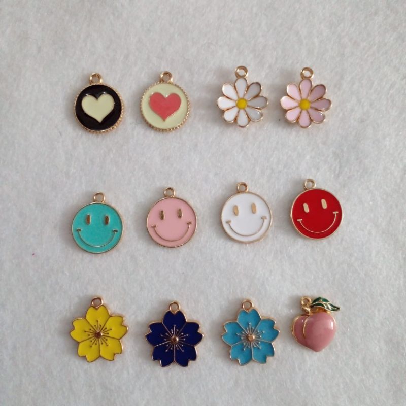 Jual Charm epoxy random warna tidak bisa pilih warna /liontin gelang ...