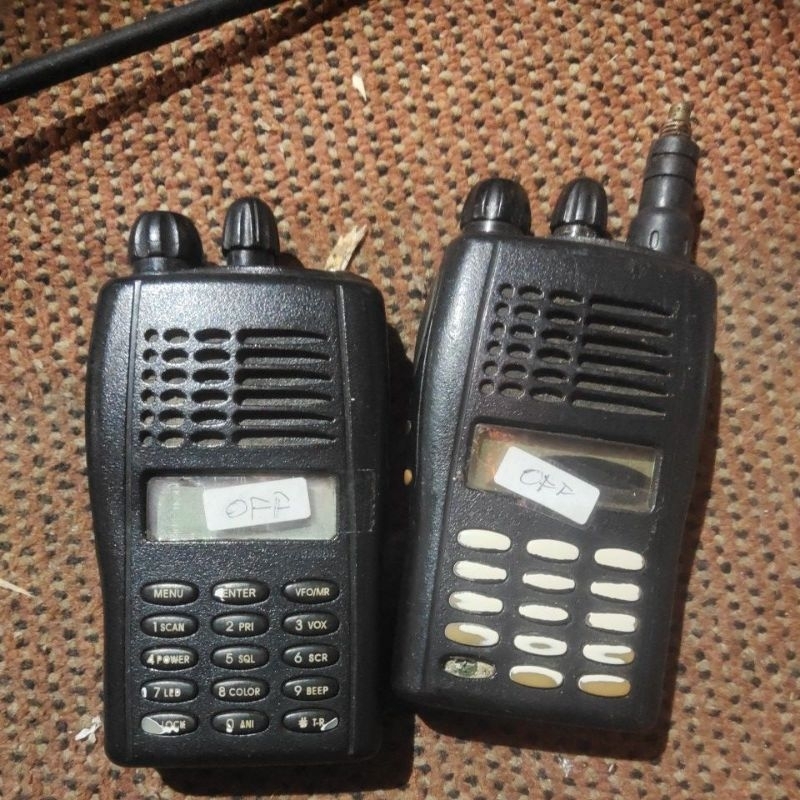 Jual HT BERBAGAI MERK KONDISI OFF BUAT BAHAN KANIBALAN MOTOROLA GP88 ...