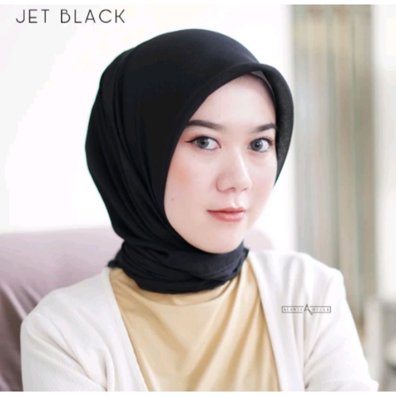 Jual alawiyahhijab basic square | Shopee Indonesia