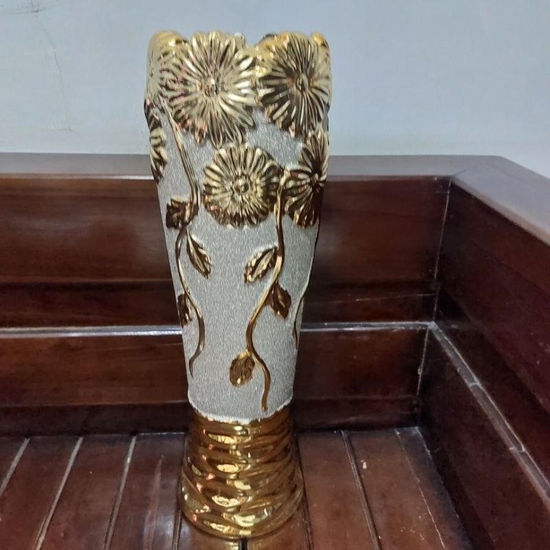 Jual 1 pc sale vas bunga keramik gold Tinggi 45 cm | Shopee Indonesia