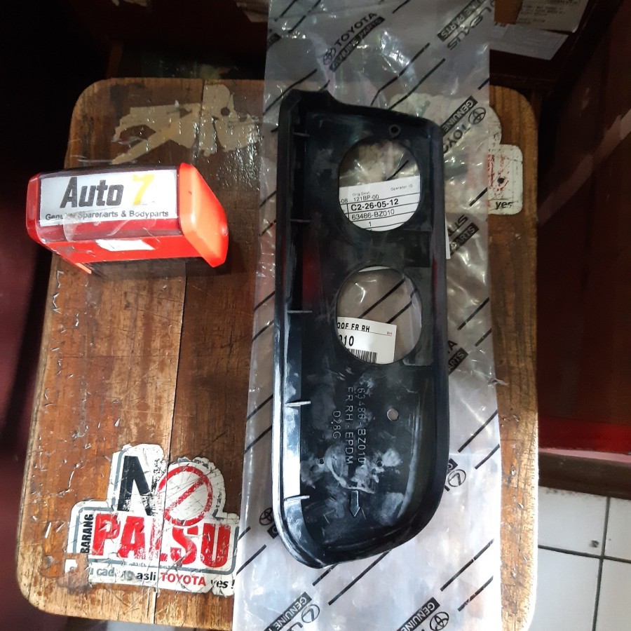 Jual Karet Peredam Cover Roof Rack Terios Rush Original | Shopee Indonesia