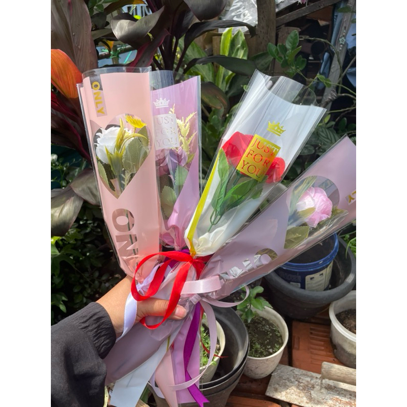 Jual Buket bunga 1 tangkai, rose buket, Bunga 1 tangkai | Shopee Indonesia