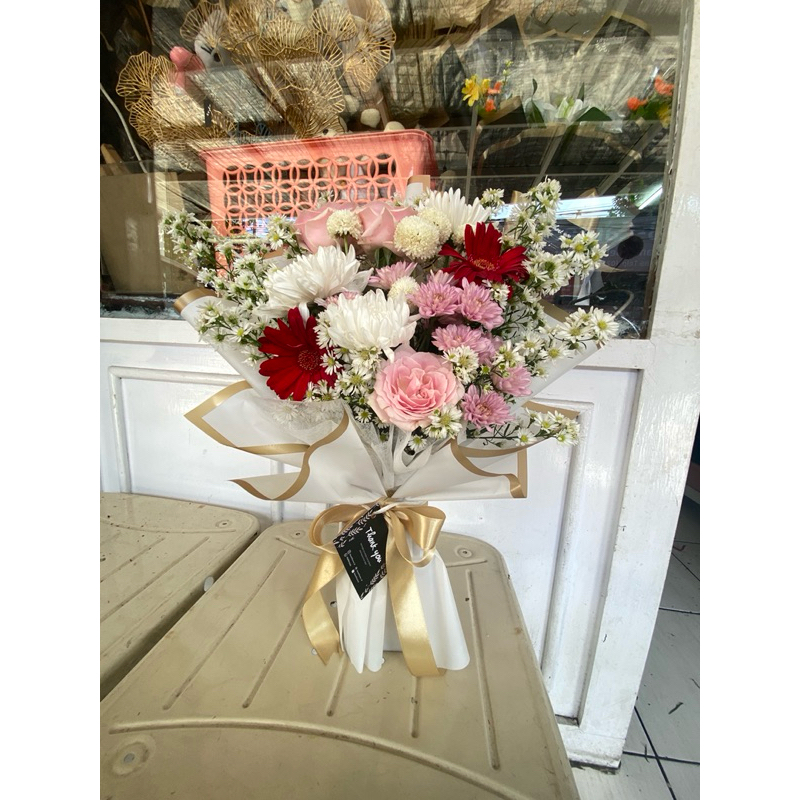 Jual buket mix bunga asli / bunga segar stand ukuran 45cm | Shopee ...