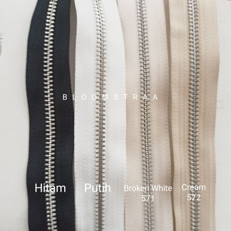 Jual Resleting YKK Gigi Besi Silver Aluminium 05 YKK Metal Zipper RA meteran | Shopee Indonesia