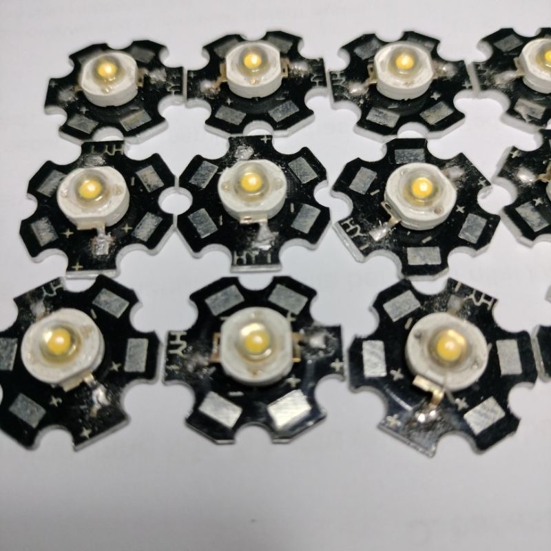 Jual LED HPL High Power Led 3Watt + Pendingin HeatSink Warna Putih ...