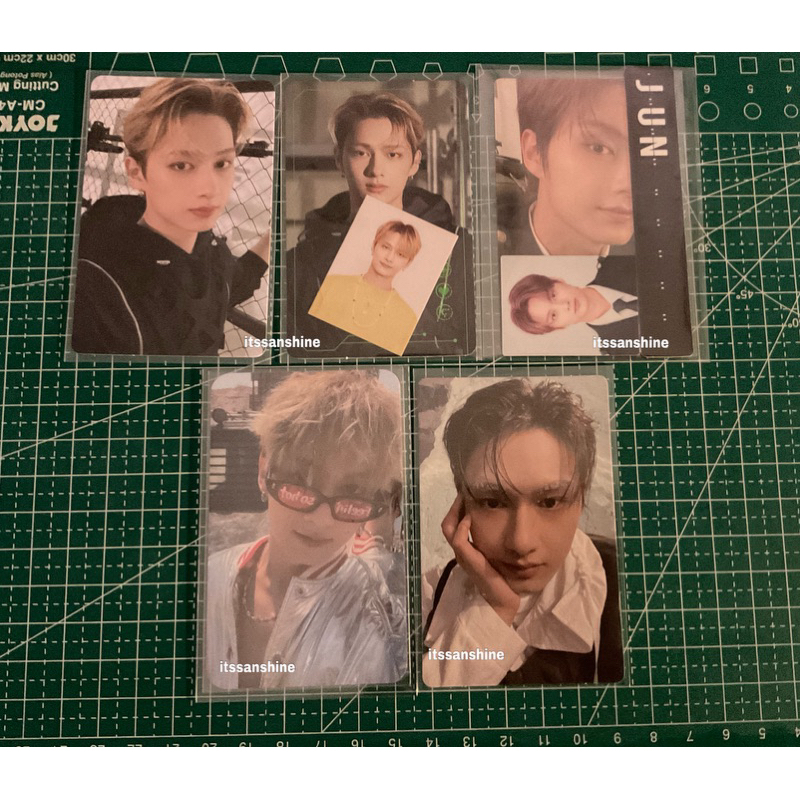 Jual seventeen photocards wonwoo dk joshua jun hoshi woozi mingyu seungkwan vernon dino | Shopee ...