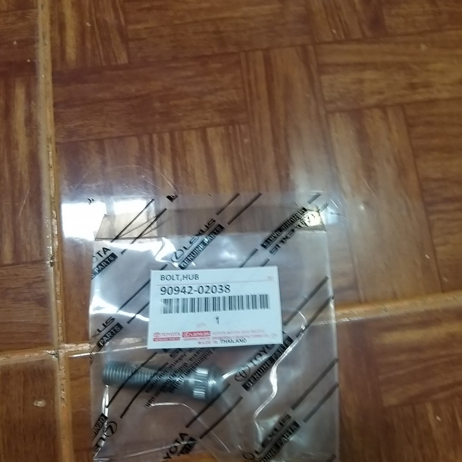 Jual BAUT RODA INNOVA BAUT RODA HILUX BAUT RODA KIJANG BAUT RODA TOYOTA ...