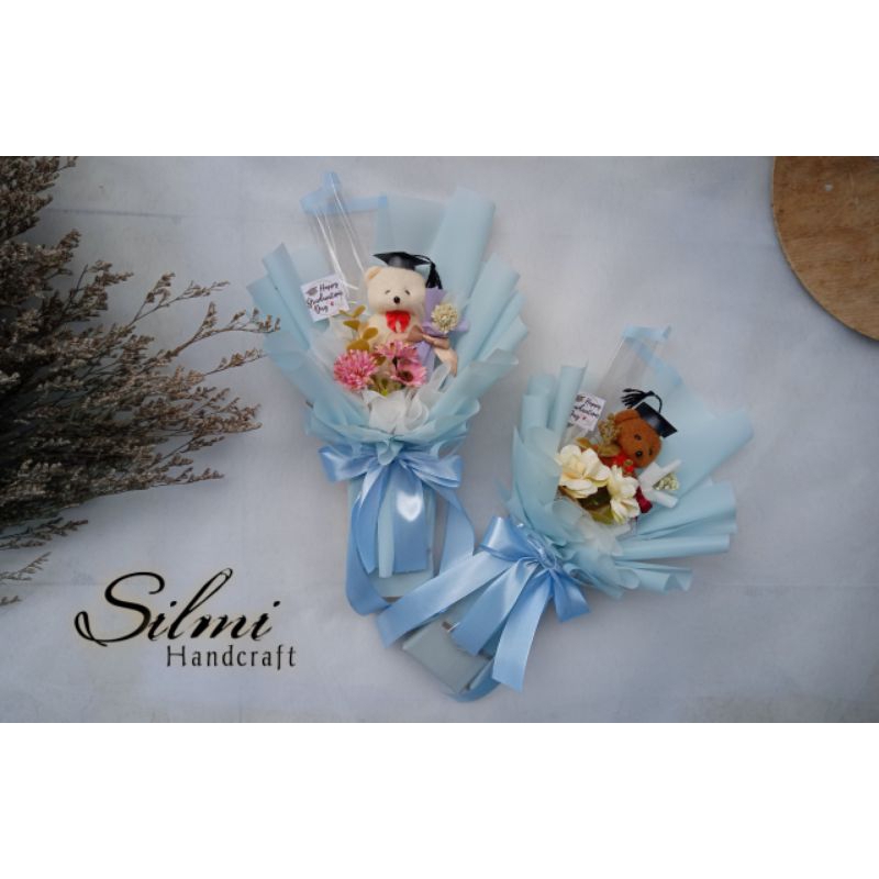 Jual Graduation doll Bouquet/ Buket Wisuda/ Buket Boneka Wisuda ...