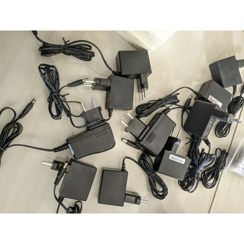 Jual Adaptor 12v 1A ORI (Putih) | Shopee Indonesia