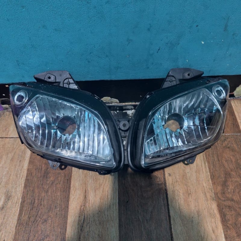 Jual lampu depan reflektor yamaha R15 v2 r 15 original copotan | Shopee ...