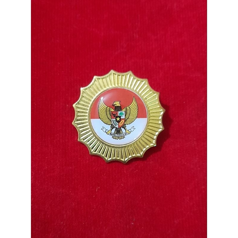 Jual pin garuda merah putih model matahari | Shopee Indonesia