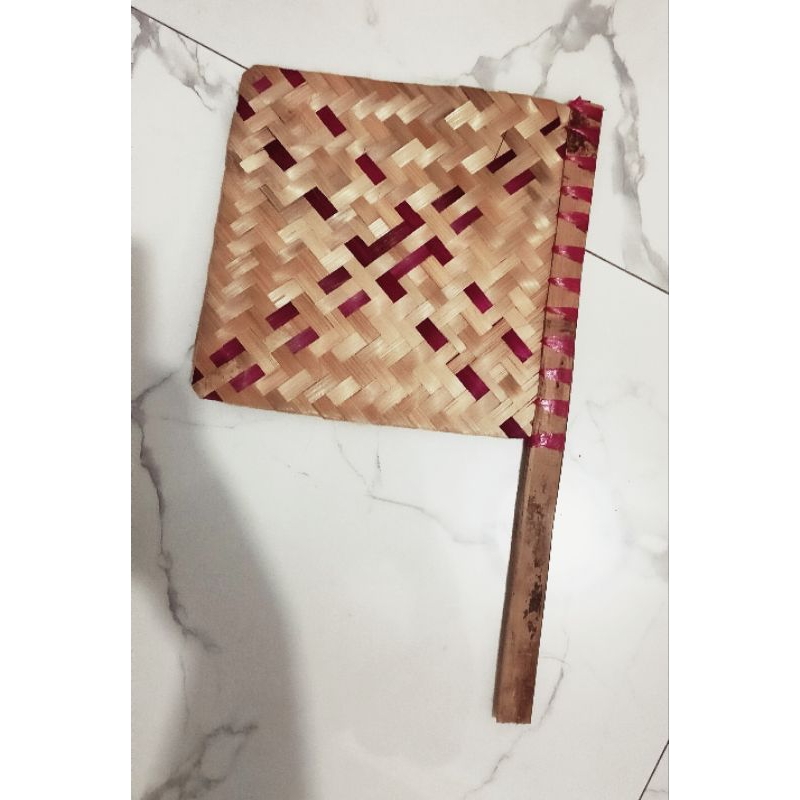 Jual kipas anyaman bambu tradisional | Shopee Indonesia