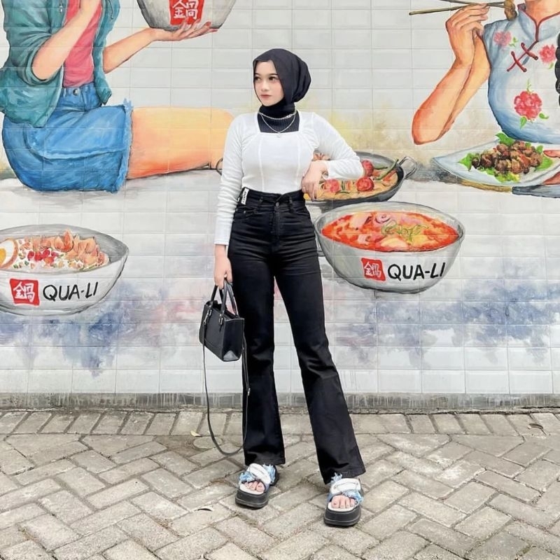 Jual Highwaist Jeans Cutbray Hitam Loose Vol.2 | Shopee Indonesia