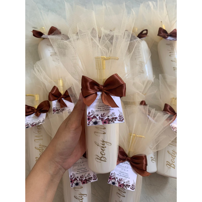 Jual SOUVENIR WEDDING ESTETIK NIKAHAN BOTOL SABUN SHAMPO 250Ml ...