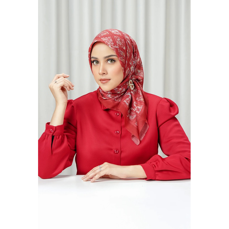 Jual Buttonscarves - Autograph 2 Square (Pioneer) | Shopee Indonesia