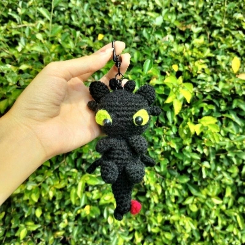 Jual how to train your dragon // toothless keychain // night fury ...