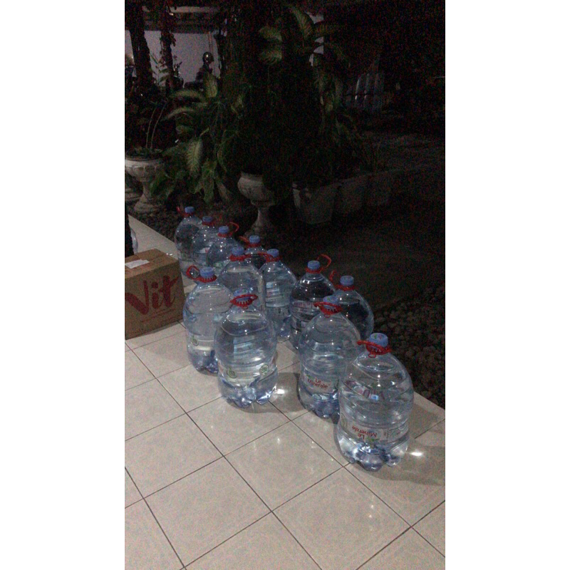 Jual LE MINERALE GALON 15 LITER | Shopee Indonesia
