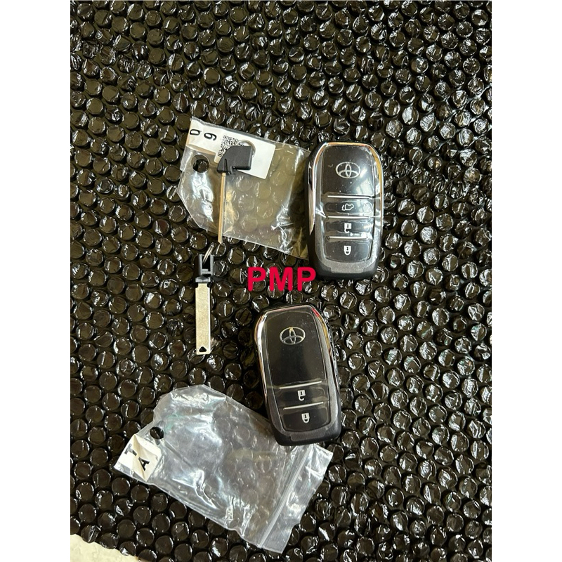 Jual remot kunci smart key Toyota innova reborn komplit kunci asli ...