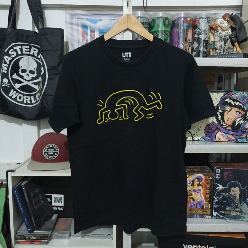 Jual KAOS KEITH HARING x UT SECOND M #DS12 | Shopee Indonesia