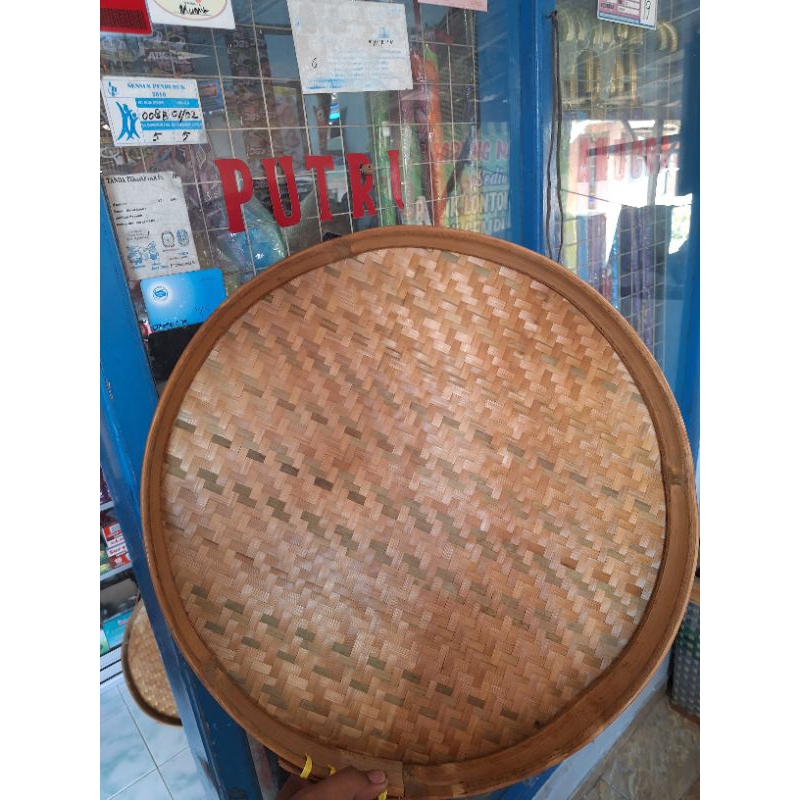 Jual Traditional Tampah/Nyiru Anyaman Bambu ukuran 60cm | Shopee Indonesia