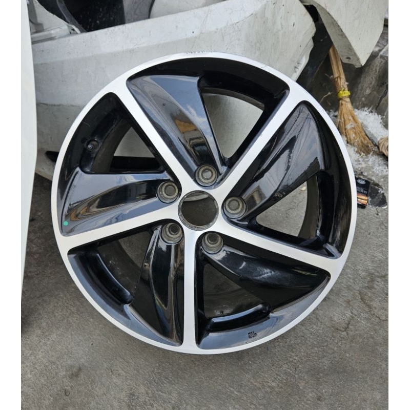 Jual Velg Mobil Honda Hrv Prestige HONDA HR-V prestige R17 Original ...