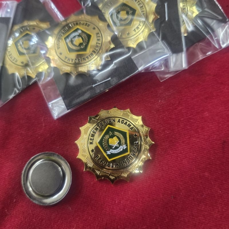 Jual pin kemenag/kementerian agama ri | Shopee Indonesia