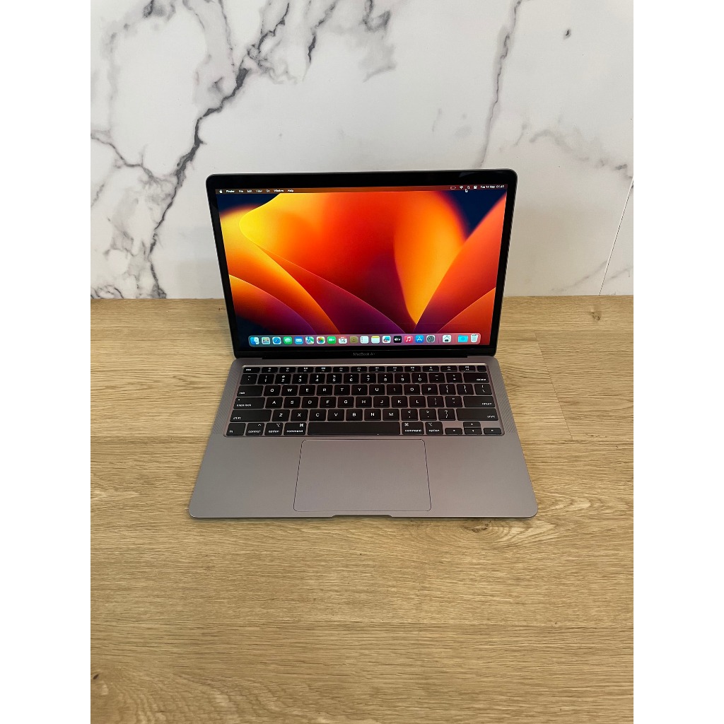 Jual Macbook Air 2020 2019 2018 Retina 13" Inch RAM 8/16 GB SSD 256 ...