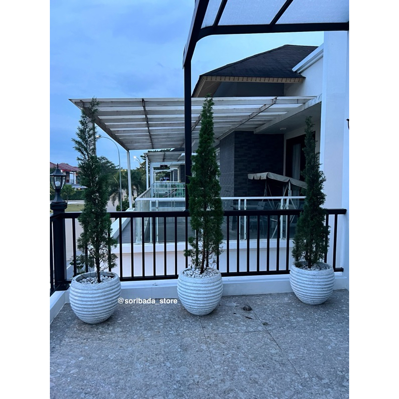Jual Pot Bunga Gentong Madu | Pot Bunga Batu | Pot bunga Estetik | Pot ...