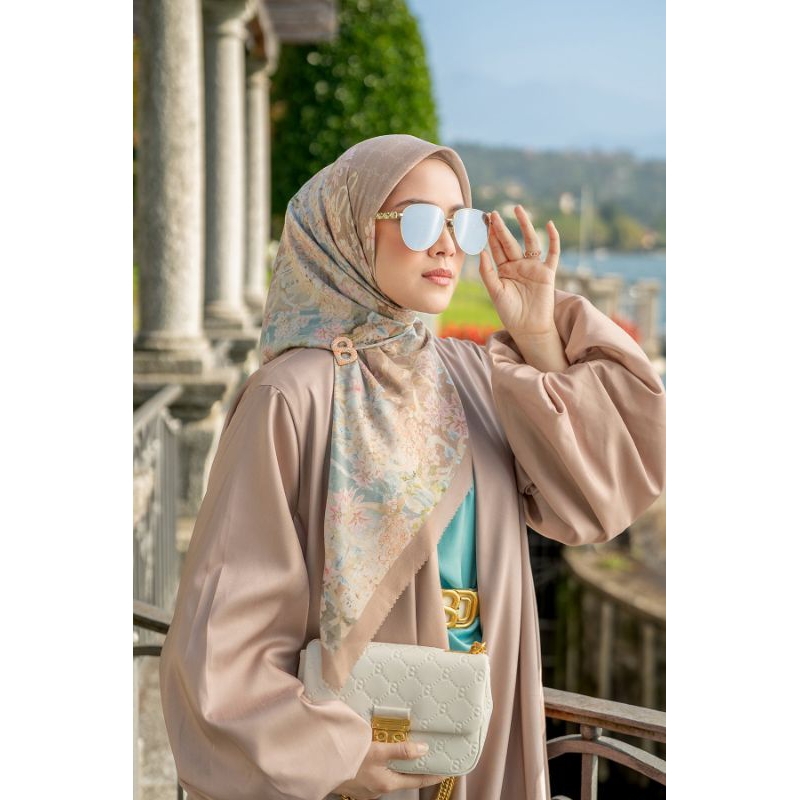 Jual Buttonscarves COMO SERIES | Shopee Indonesia