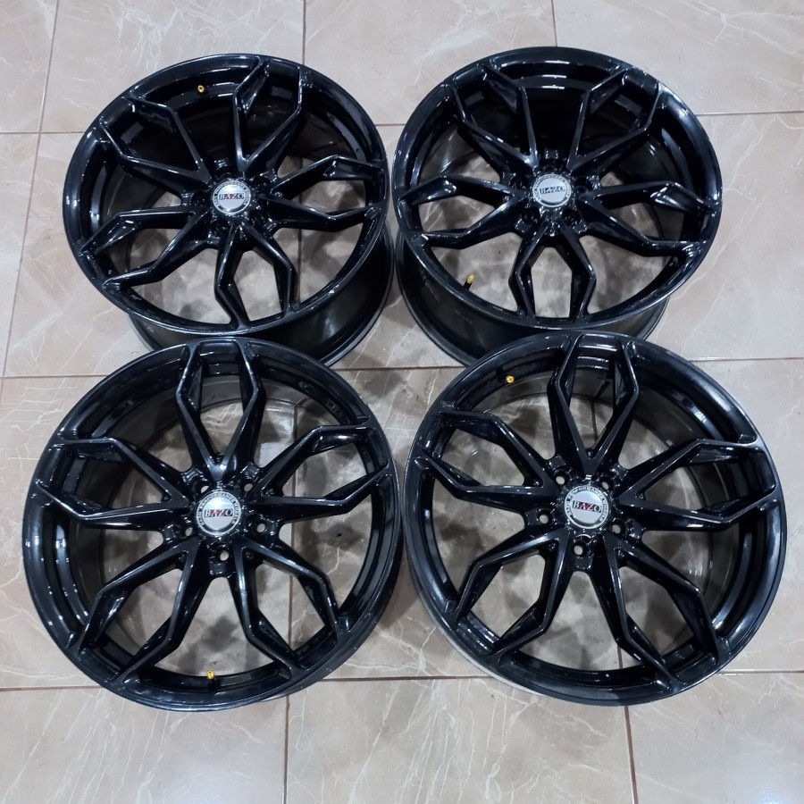 Jual velg mobil bekas SLOUX HSR ring 18 pcd 5x114,3 lebar 8 et 45 | Shopee Indonesia