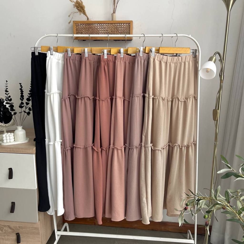 Jual PROUDYHIJAB - Bella Skirt Rok Daily Variasi Ruffle Bahan Crinckle ...