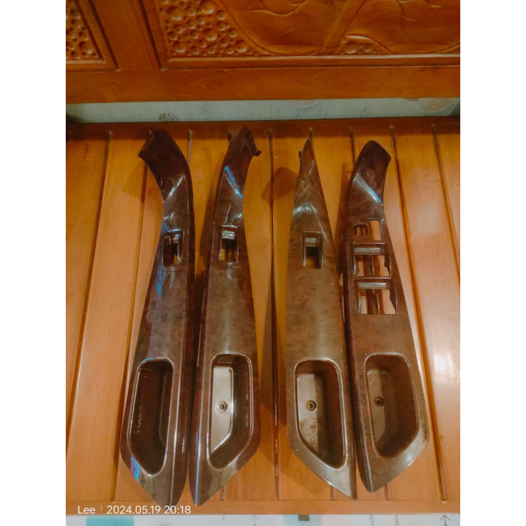 Jual Arm Rest Doortrim dudukan switch Innova barong Wood panel | Shopee ...
