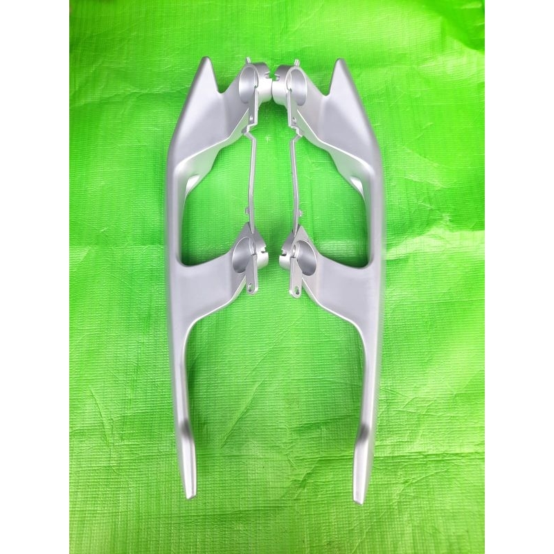 Jual Behel pegangan Motor Yamaha Xmax warna silver original | Shopee ...