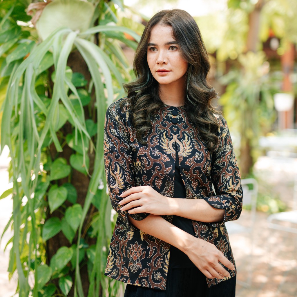Jual Hadinata Batik Wanita Blouse Devika Deva | Shopee Indonesia