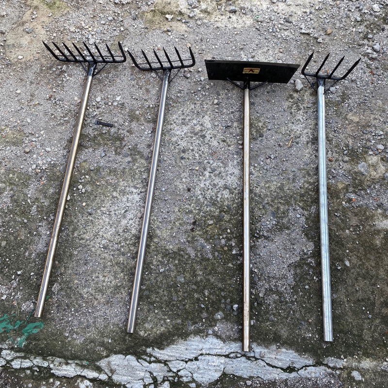 Jual Alat garukan Multifungsi Garukan tanah Garuk selokan Garukan ...