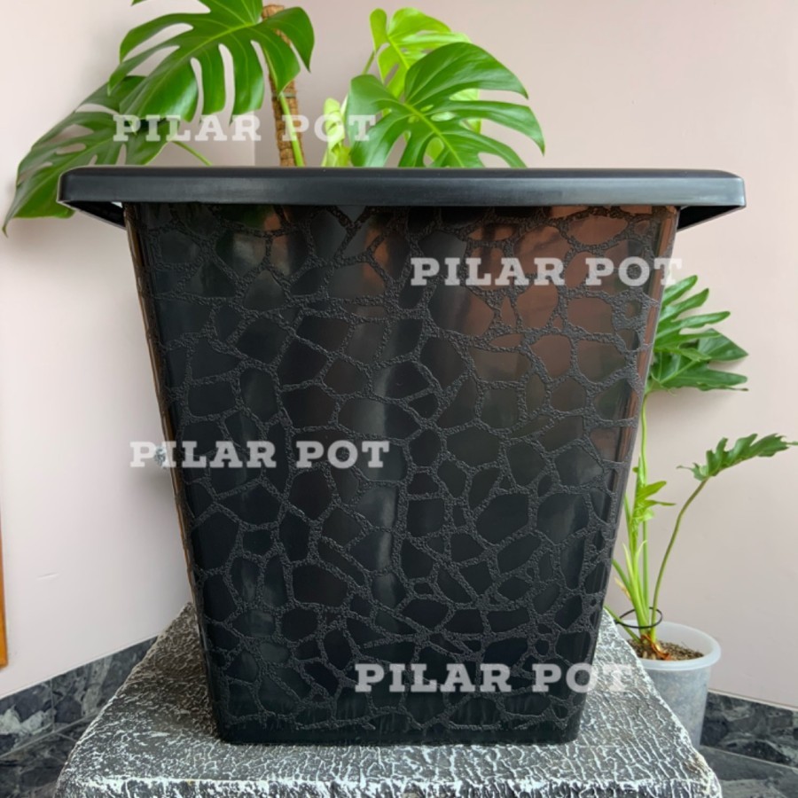 Jual POT BUNGA TANAMAN KOTAK TINGGI ROSA 45 HITAM - BJ ROSA 45SG HITAM ...