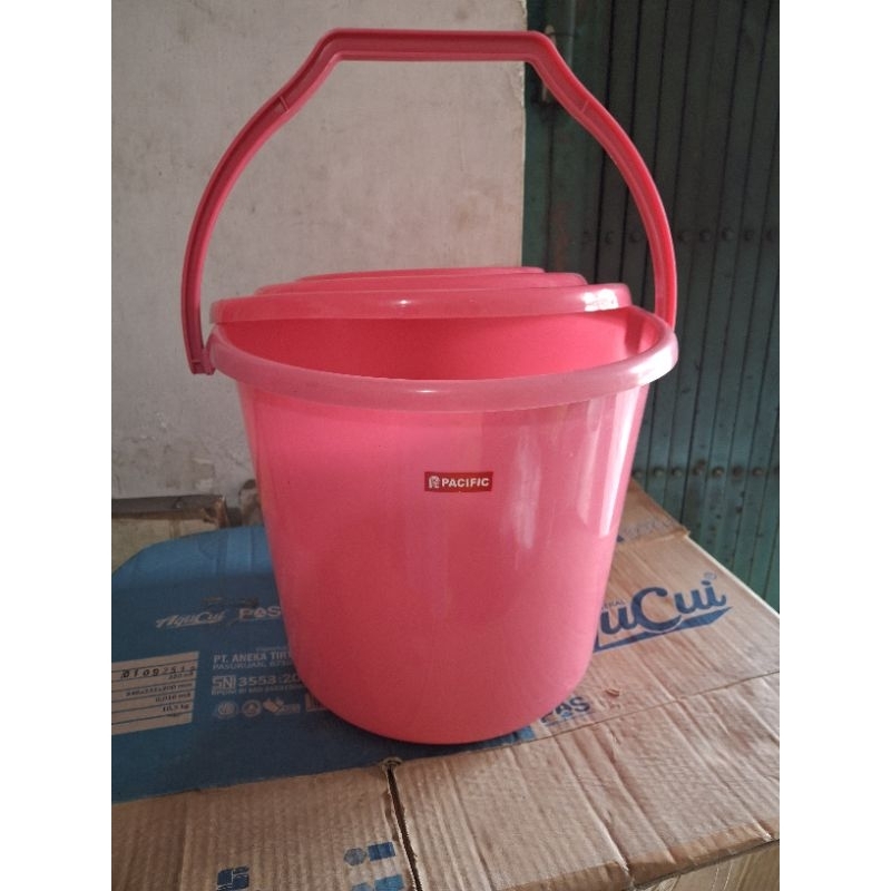 Jual Timba 4 GL Pasific Gagang Plastik / Timba 4 Gl tutup Dx / Timba ...