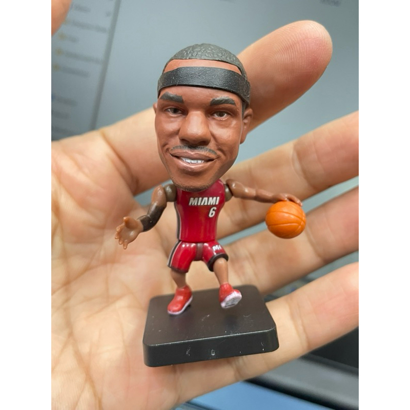 Jual Figure miniatur Pemain Basket NBA / Mini Figure Basket Kobe Bryant ...