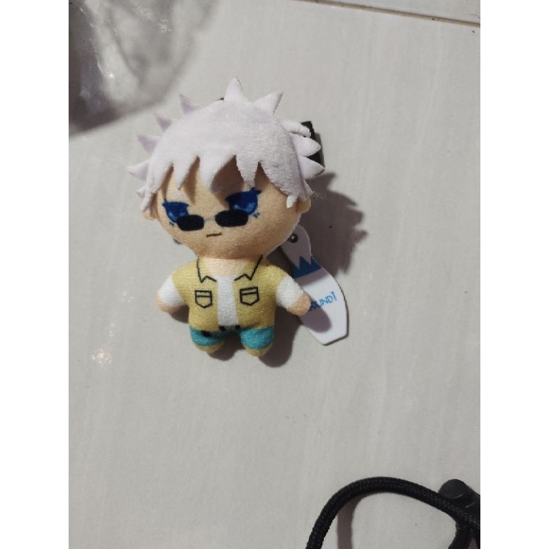 Jual round 1 pin ball jujutsu kaisen jjk itadori yuji Megumi fushiguro ...