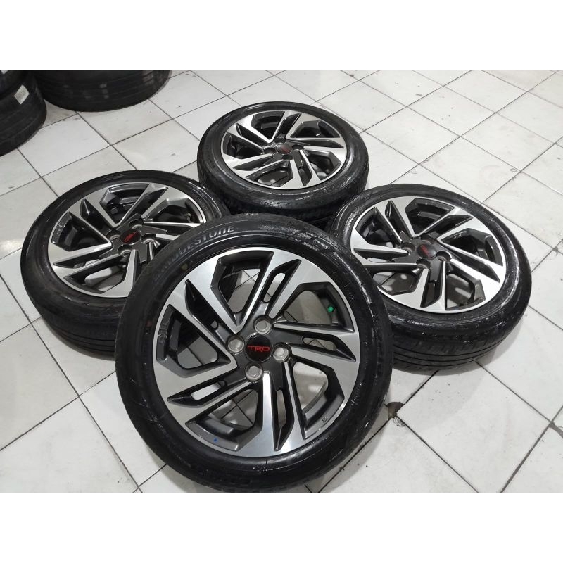 Jual Velg Pelek Mobil Bekas Oem Yaris TRD Ring 16 Pcd 4x100 ÷ Ban Bridgestone 195 55 R16 Buat ...