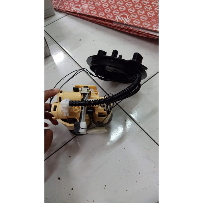 Jual Pompa bensin mercy w205 / Rotak bensin mercy / Fuel pump ...