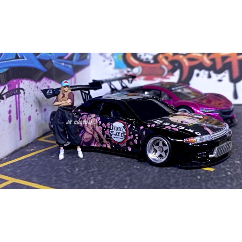 Jual Hotwheels Nissan Skyline R32 Custom Livery Nezuko Demon Slayer ...