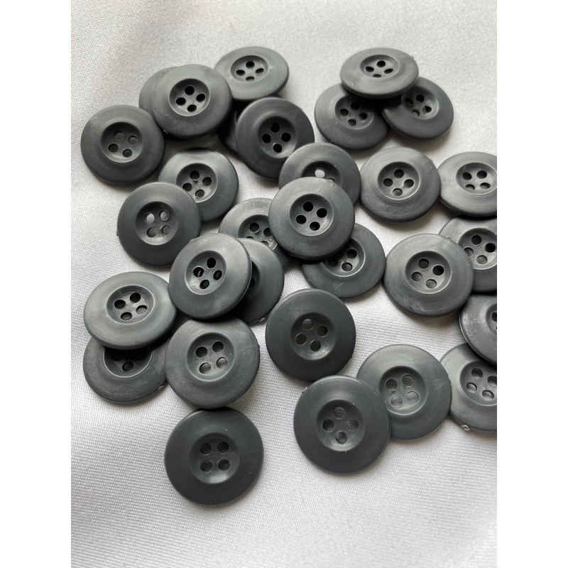Jual Kancing Plastik PDL, PDH Ukuran 30/4 (19mm) Warna Abu Tua - 907 ...